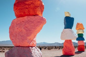 How to Visit Seven Magic Mountains: Colorful Rocks Near Vegas - Come ...